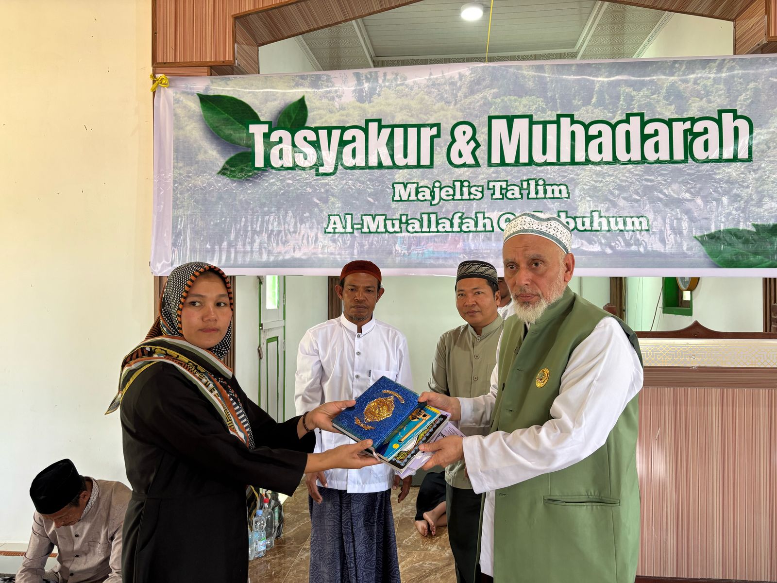 Tasyakur dan Muhadara Bersama Mualaf di Kecamatan Lindu - Pena Sulawesi